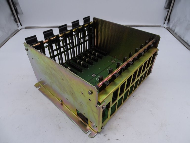 Allen-Bradley 1771-A2B 8 Slot I/O Chassis