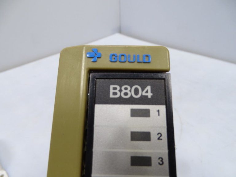 Modicon B804 Analog Output Module