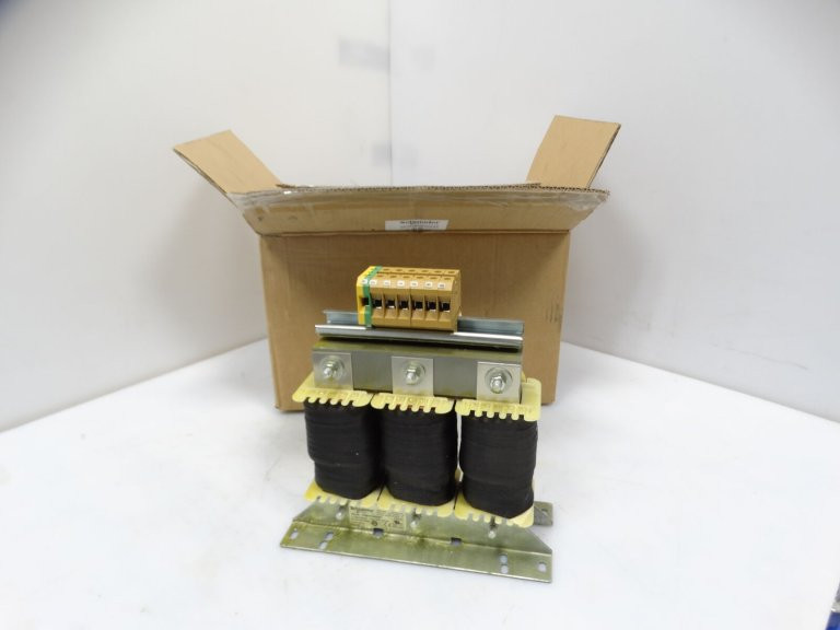 Schneider Electric VPM05D500000 Line Reactor