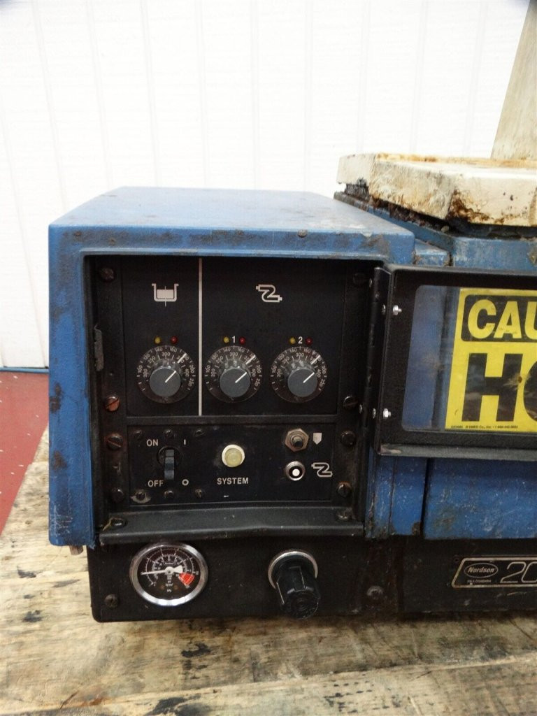 Nordson 2002 Glue Unit 200/230V 50/60Hz 17.9A (Parts)