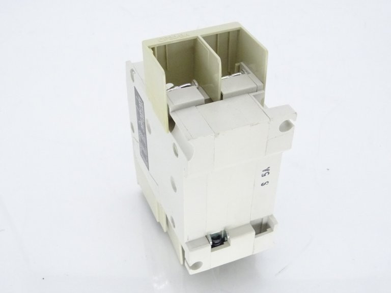 Mitsubishi CP30-BA-2P-5A Circuit Breaker