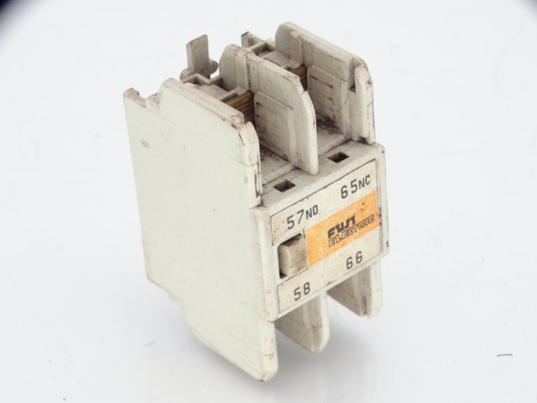 Fuji Electric SZ-A111 Contactor