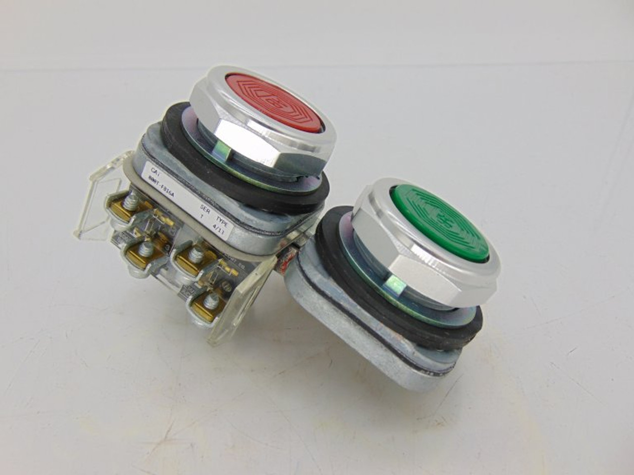 Allen Bradley 800T-FB16A Pushbutton