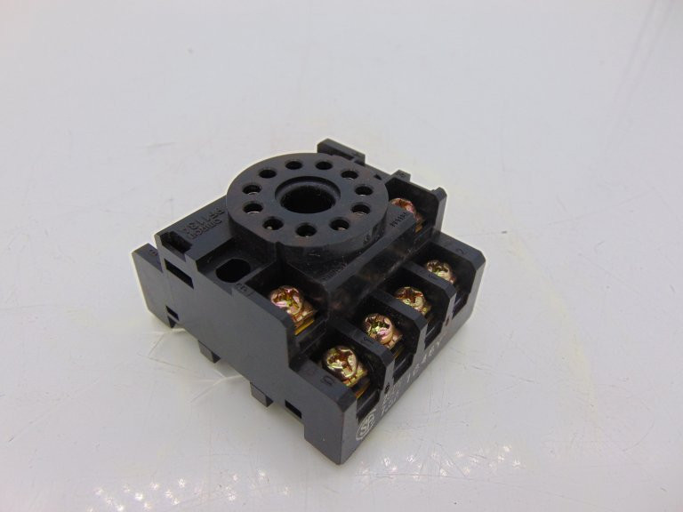 Omron PF113A Relay Socket