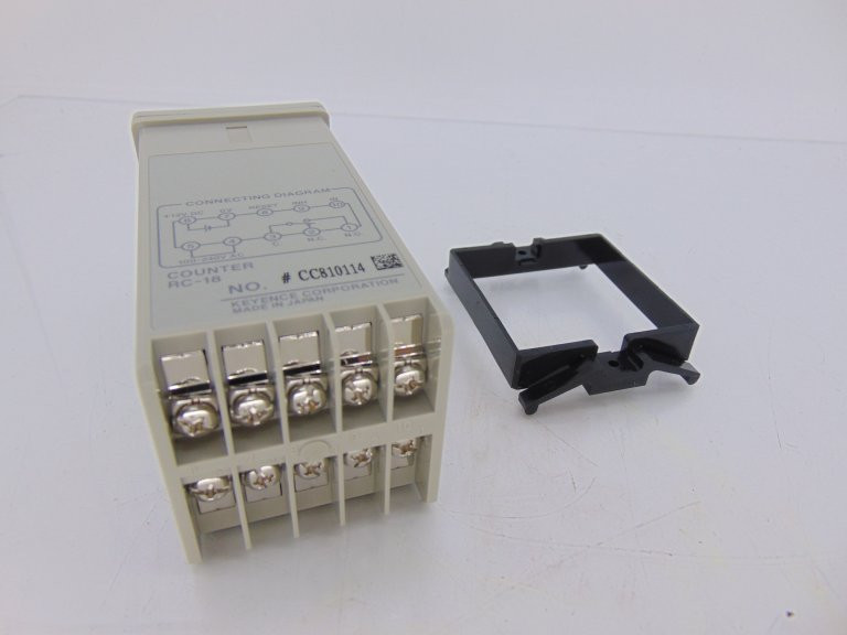 Keyence Corp RC-18 Counter