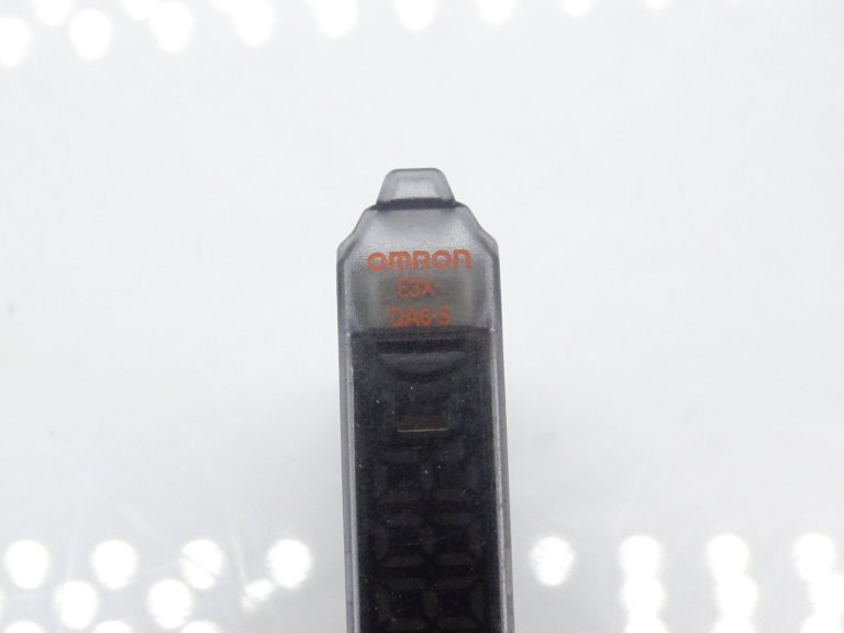 Omron E3X-DA6-S Amplifier
