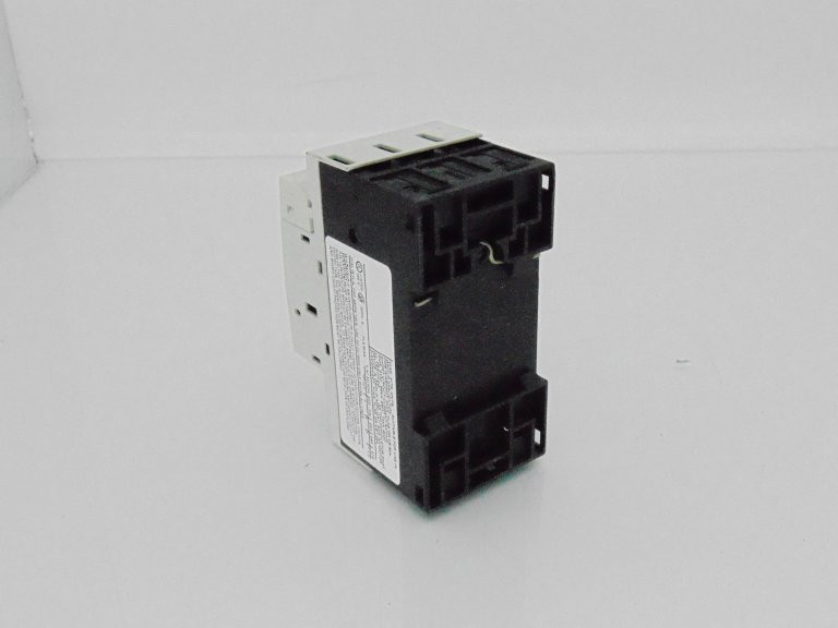 Siemens 3RV1011-1HA25 Circuit Breaker