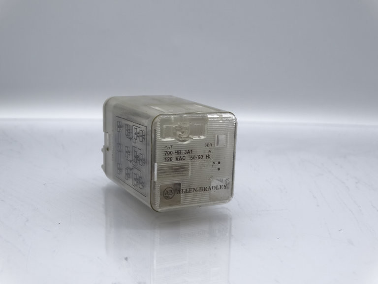 Allen Bradley 700-HB33A1-4 Series A Relay