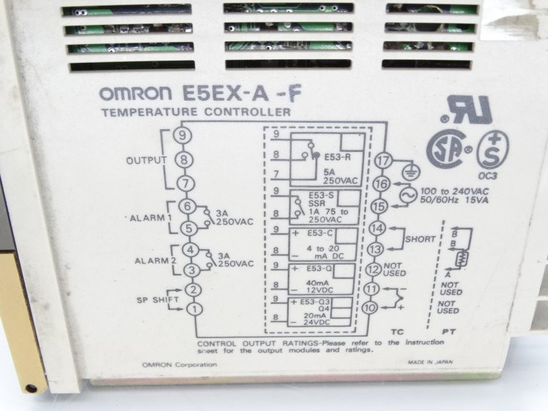 Omron E5EX-A-F Temperature Controller