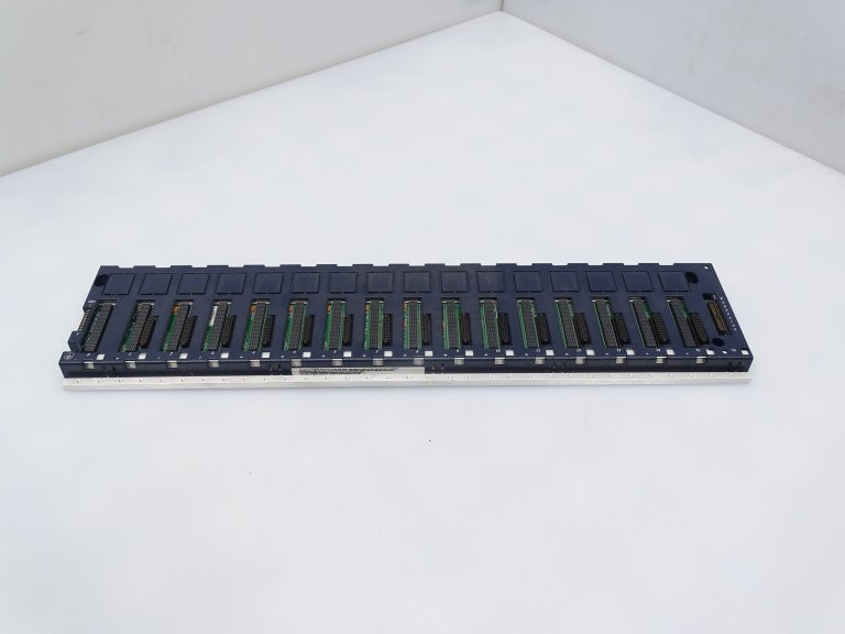 Fanuc IC695CHS016-BA PLC Rack