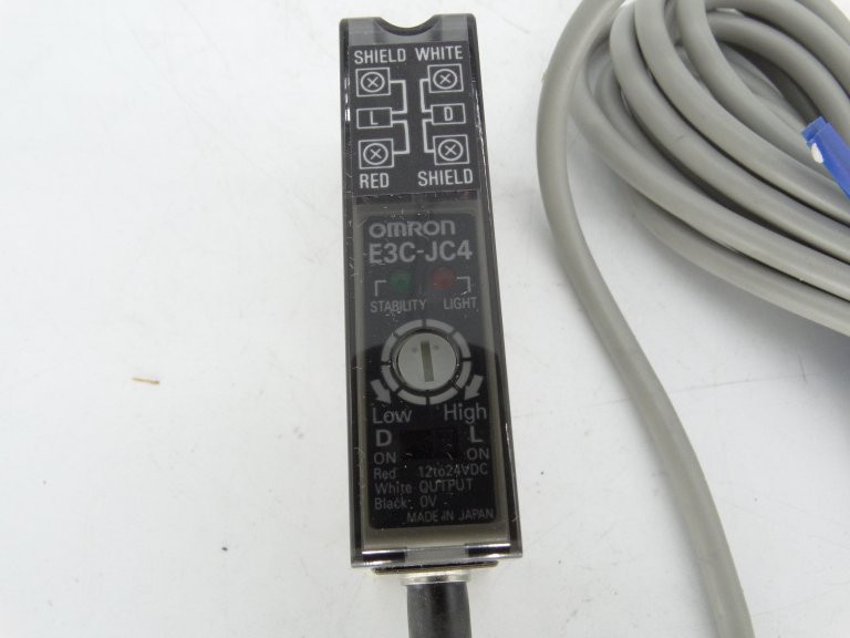 Omron E3C-JC4 Amplifier