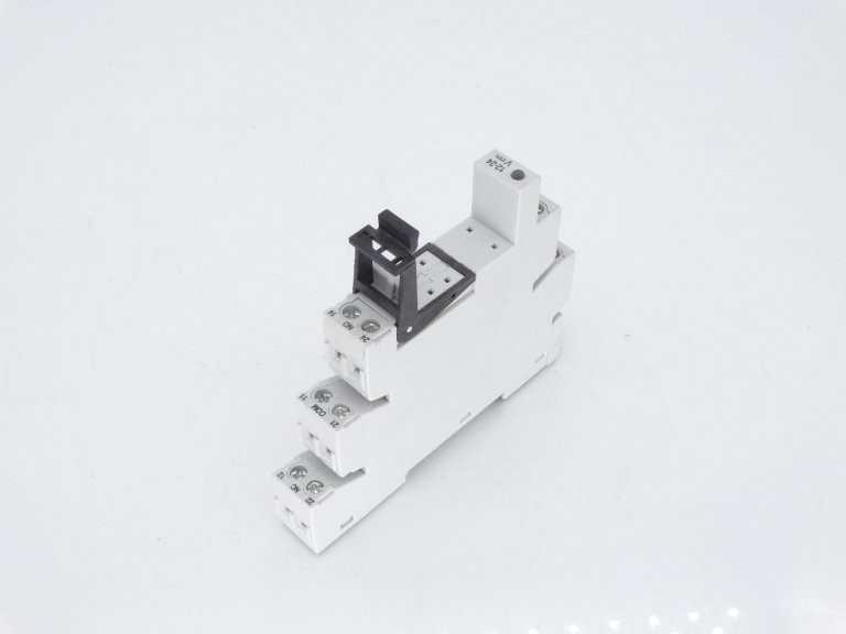 Allen Bradley 700-HN210 Series A Relay Socket