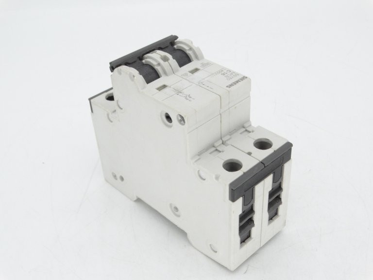 Siemens 5SY6216-7 Circuit Breaker