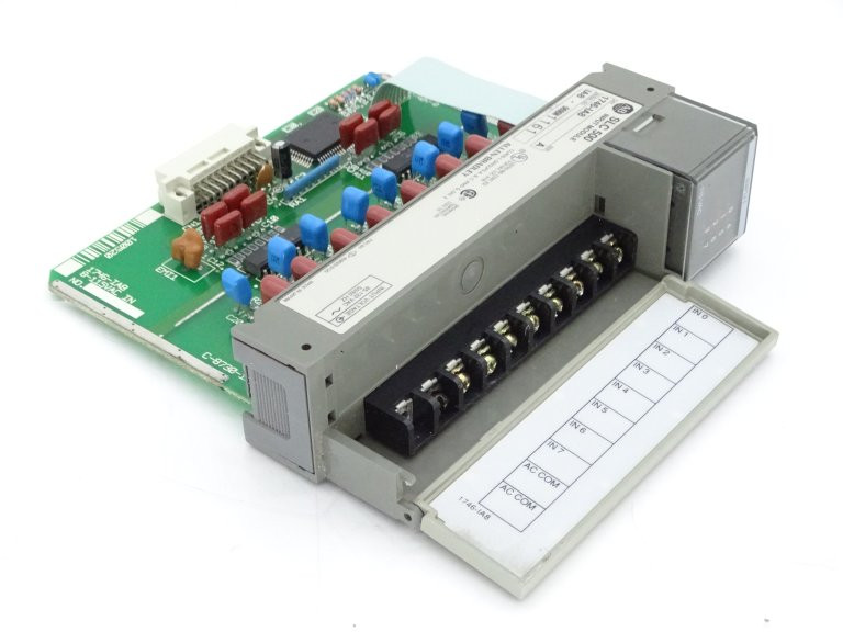 Allen Bradley 1746-IA8 Series A PLC Module