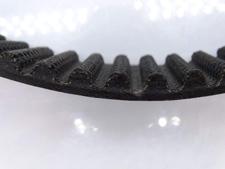 Gates 640-8MGT-30 Belt