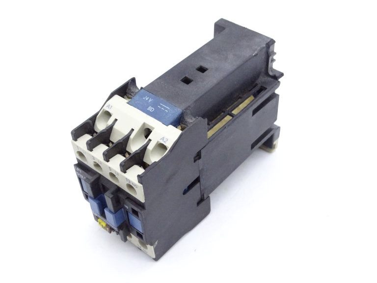 Schneider Electric LP1-D1210-BD Contactor