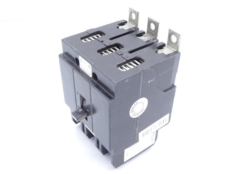 Eaton Corporation GHB3015 Circuit Breaker