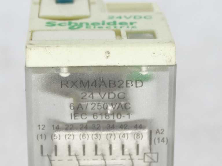 Schneider Electric RXM4AB2BD Relay
