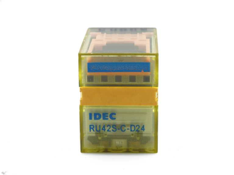 Idec RU42S-C-D24 Relay