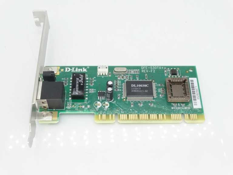 D-Link DFE-530TX+ Ethernet Switch