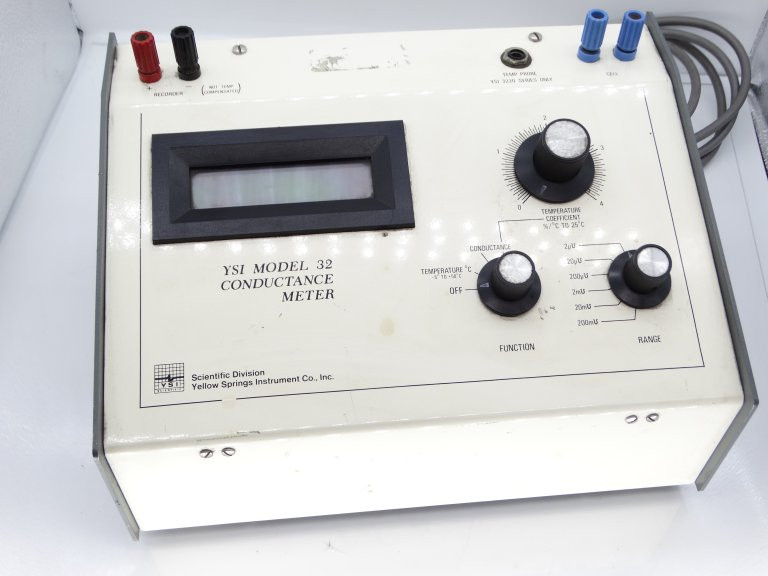 Ysi YSI MODEL 32 Power Supply