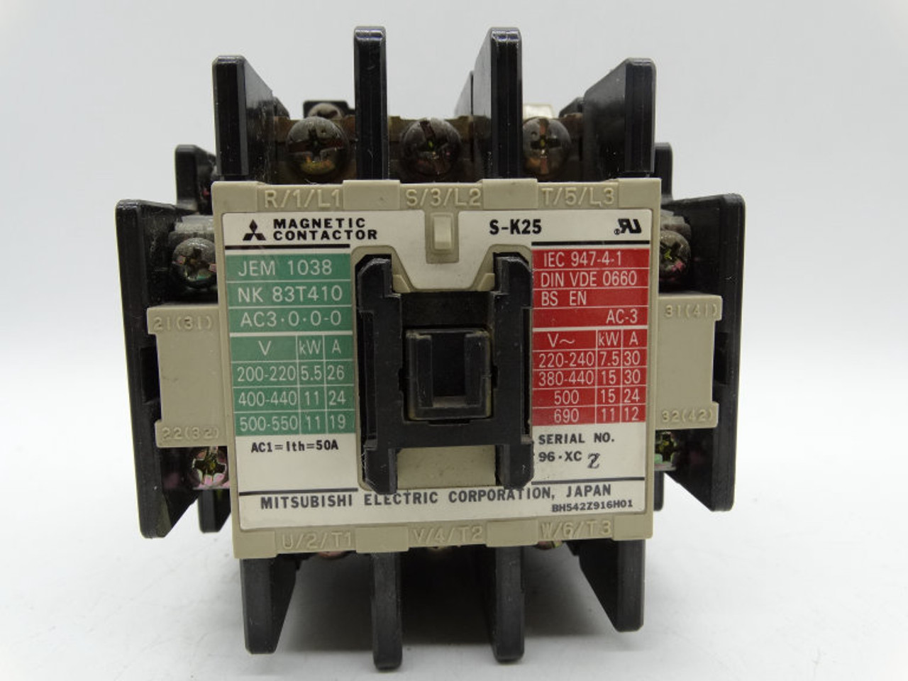 Mitsubishi S-K25-AC200V Contactor