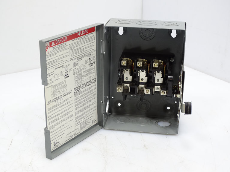 Square D D321N Switch