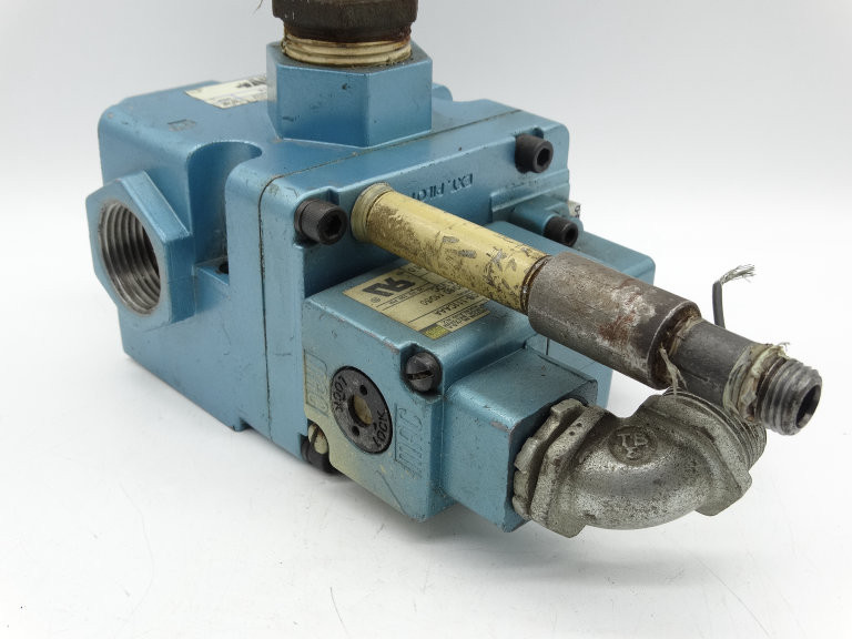 Mac Valves Inc. 57D-43-111CA Valve