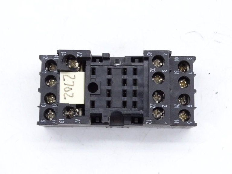Allen Bradley 700-HN103 Series B Relay Socket