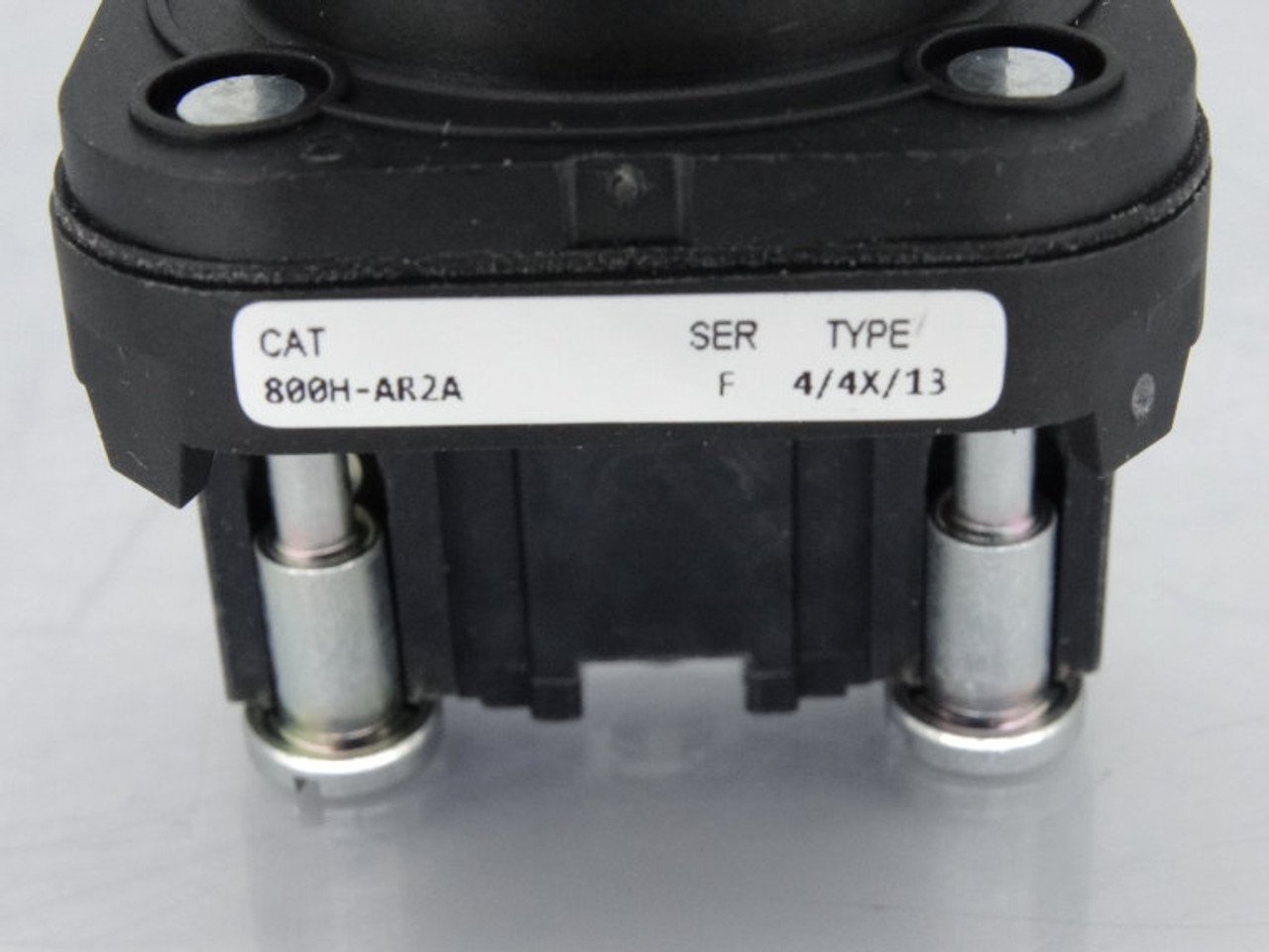 Allen Bradley 800H-AR2A Series F Pushbutton