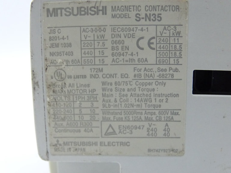 Mitsubishi S-N35 AC100V Contactor