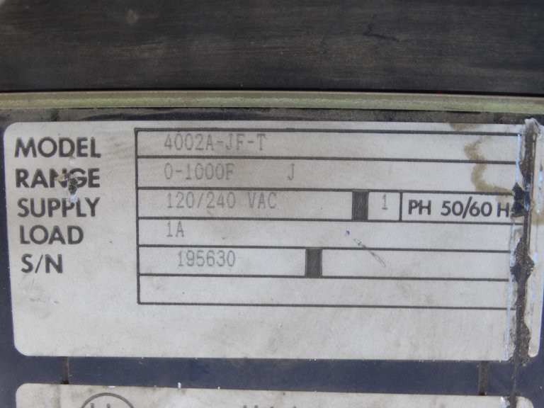 Omega Engineering 4002AJF-T Temperature Controller