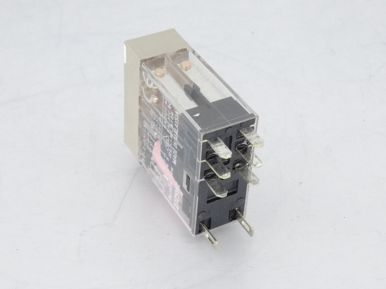 Omron G2R-2-SNI AC24 (S) Relay