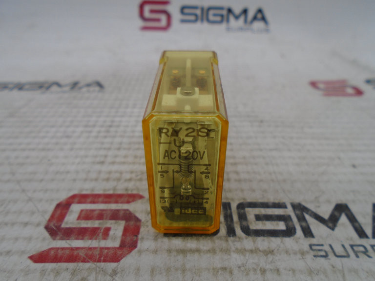Idec RY2S-UAC120V Relay