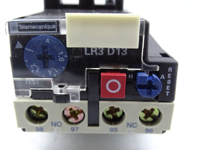 Telemecanique LR3-D1306 Relay