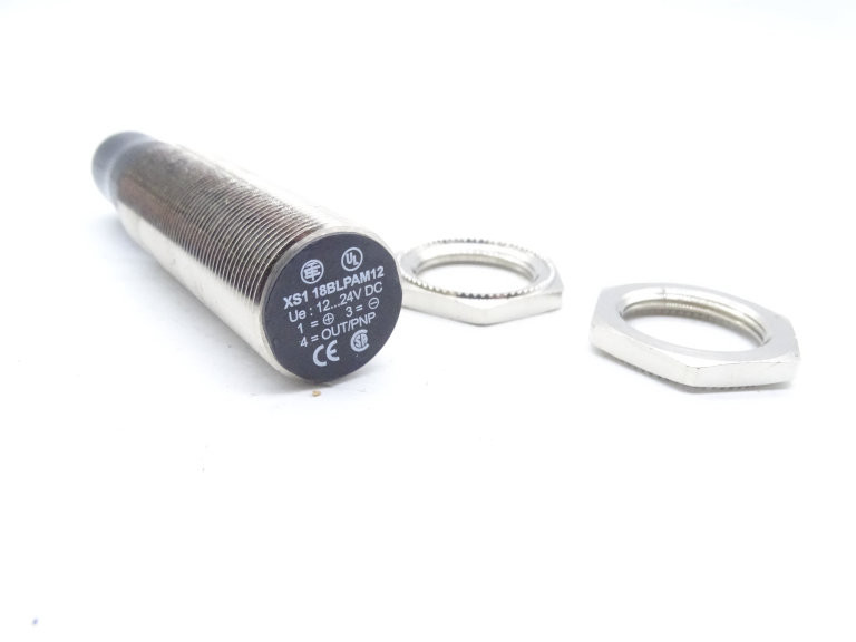 Schneider Electric Telemecanique XS118BLPAM12 Sensor