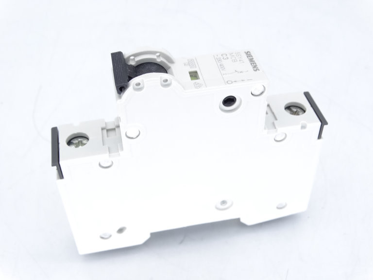 Siemens 5SY4-103-7 Circuit Breaker