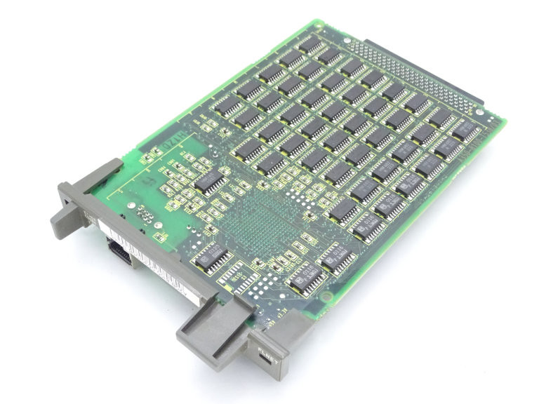 Fanuc A20B-8100-0530 PLC Module