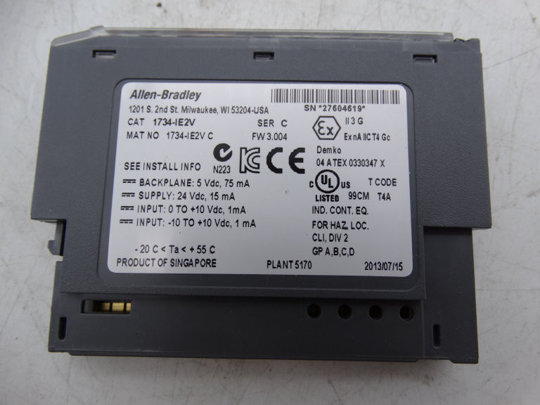 Allen Bradley 1734-IE2V Series C PLC Module
