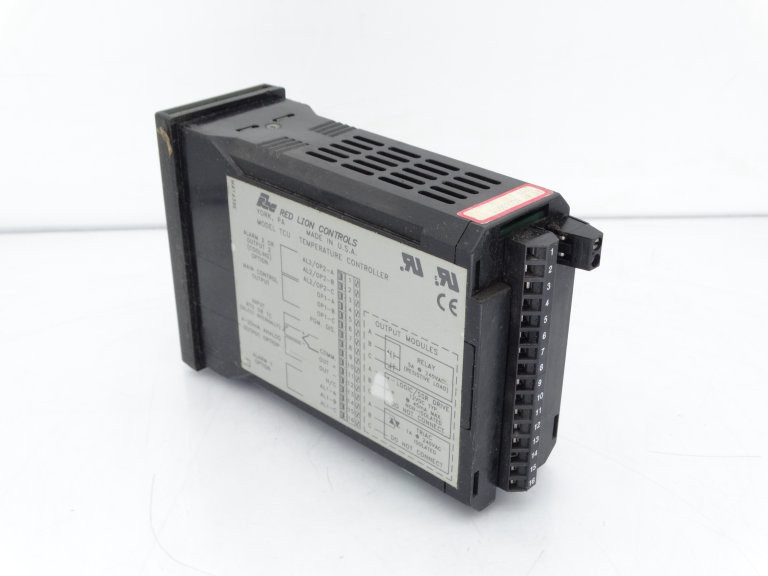 Red Lion Controls TCU11001 Temperature Controller