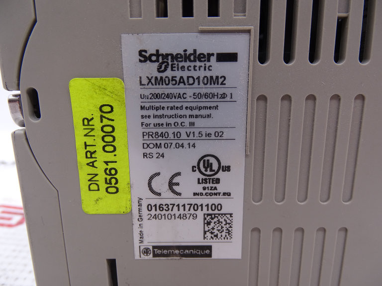 Schneider Electric LXM05AD10M2 Servo Drive