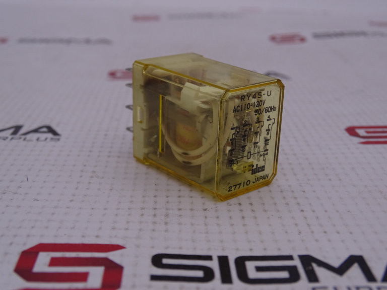 Idec RY4S-U-AC110-120V Relay