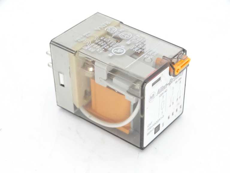 Allen Bradley 700-HA32A1-3 Series D Relay