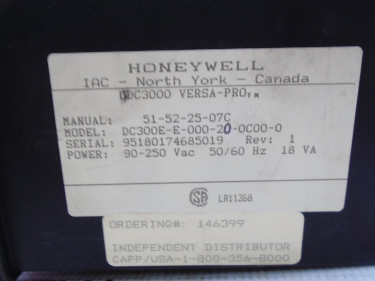Honeywell DC300E-E-000-20-0C00-0 Process Controller