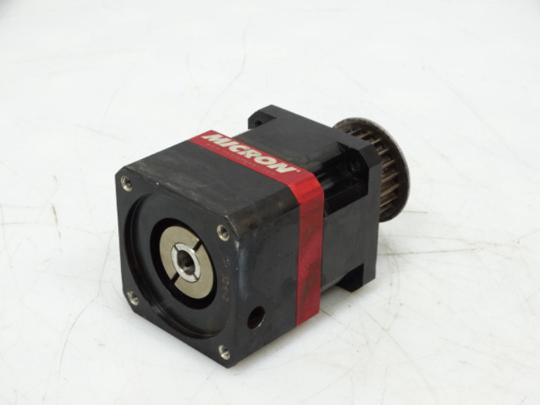 Boston Gear DT090-005-0-RM090-37 Gearbox