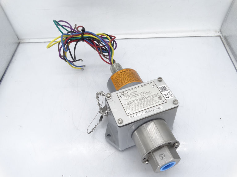 Custom Control Sensors 646GZEM11 Switch
