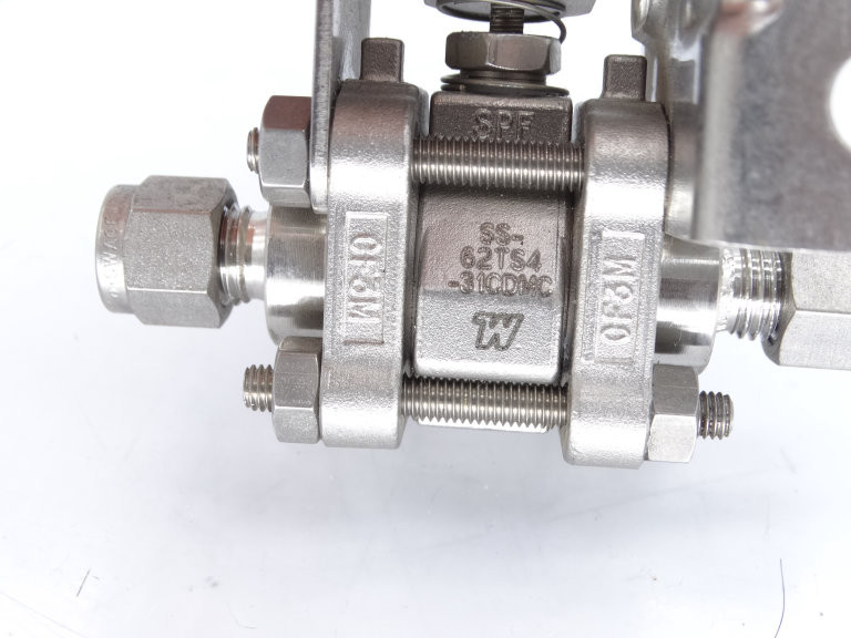 Swagelok SS-62TS4-310DMC Valve