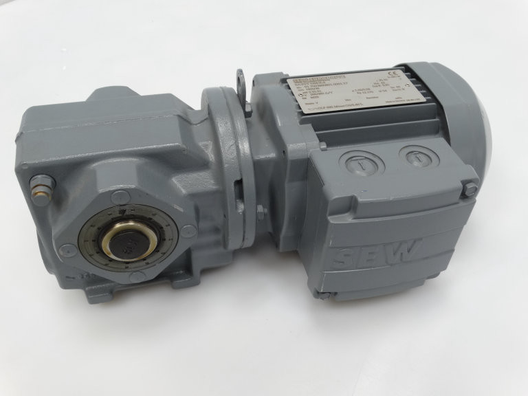 Sew Eurodrive SA37/TDR63L4 Gearbox