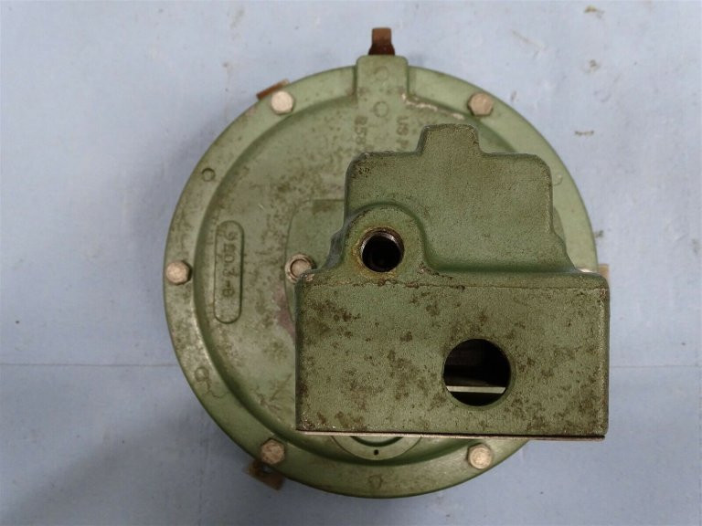 Pyronics Inc. PS-R, Pressure Swith, 1 PSI, 120/220VAC, 5.0/2.5A, 50/60 ...