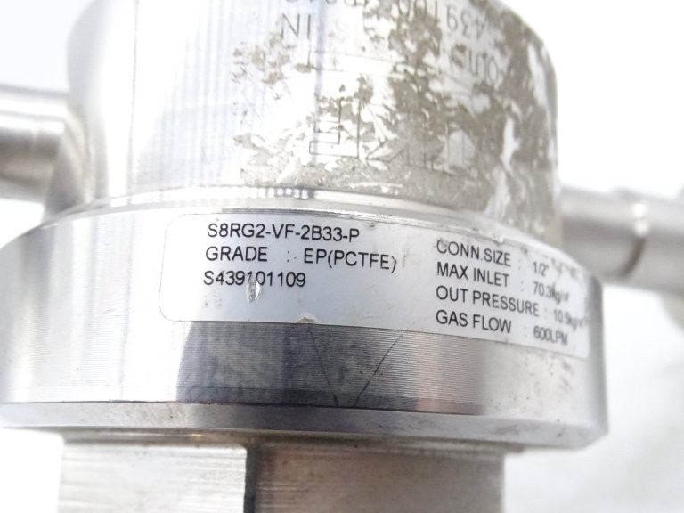 Tk-Fujikin S8RG2-VF-2B33-P Air Pressure Regulator